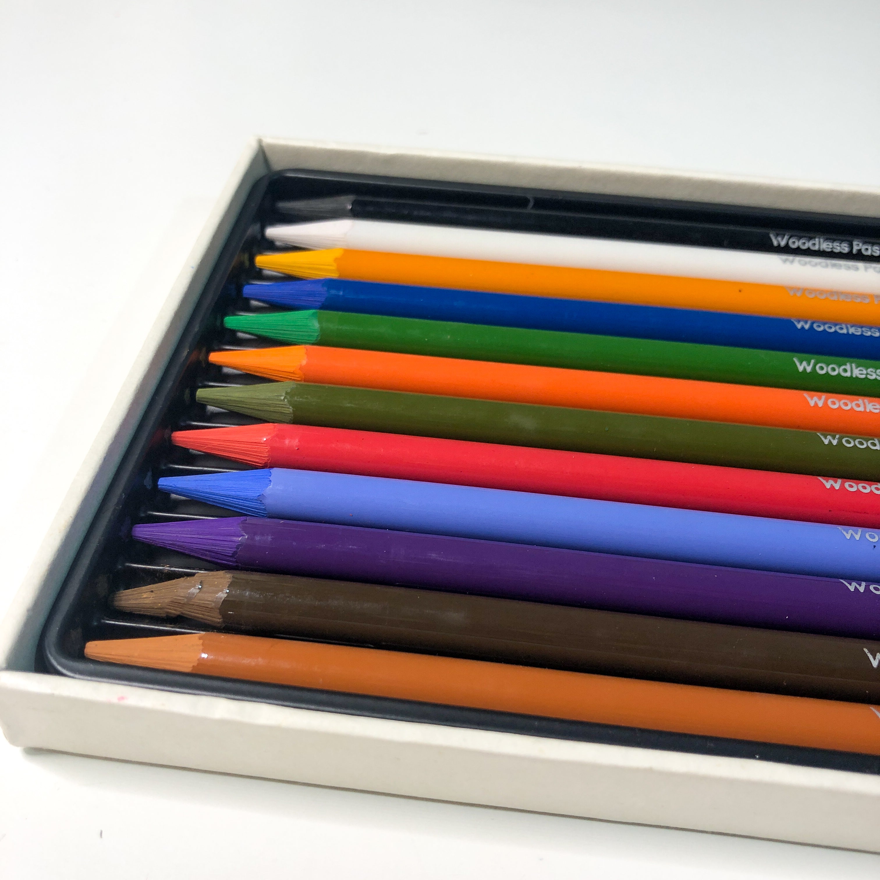 12 Woodless Pastel Pencils Earth Colours for colouring, shading ...